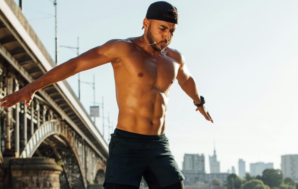 Jumping jacks: technique, muscles worked and cardiovascular benefits ...